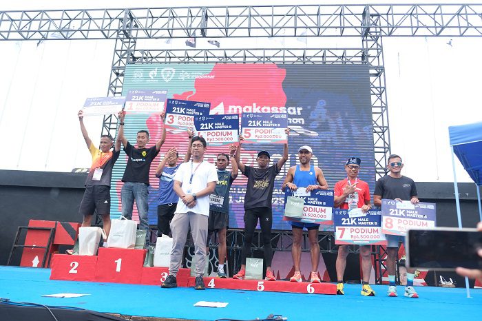 Vale Runners Meriahkan Euforia Makassar Half Marathon: Berlari untuk ...